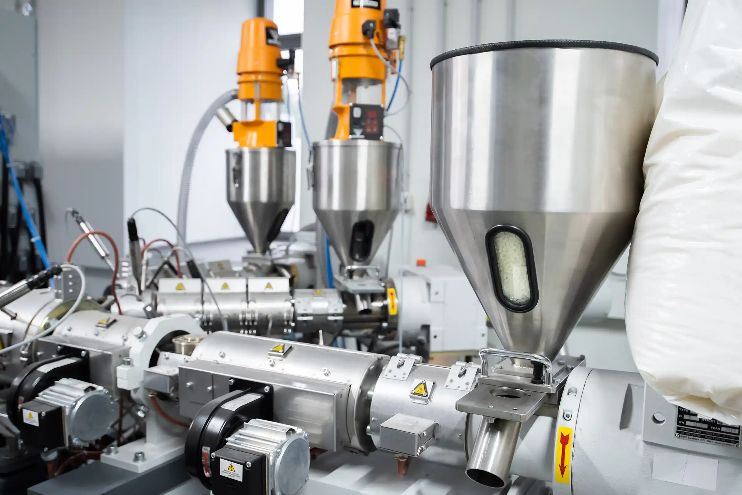 High-Quality Plastic Tubes and Profiles: STP-Extrusion Expertise